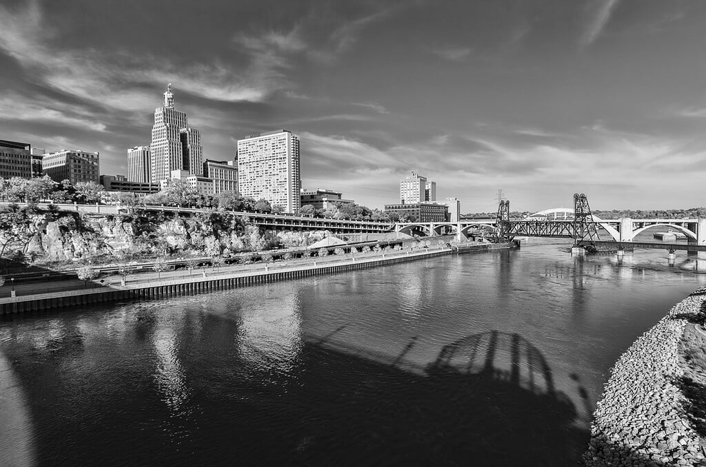 St Paul Waterfront - Scenery and Architecture - Topaz Community